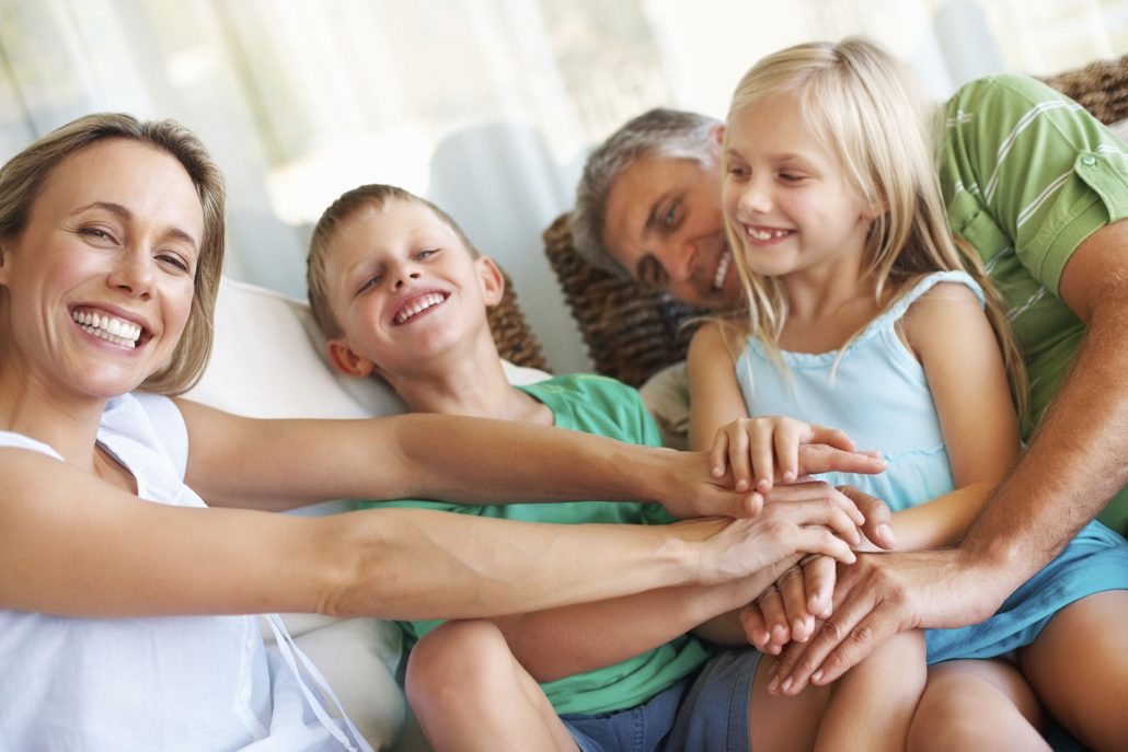 iStock_000017507571XXLarge-family-support-small - Cura Living